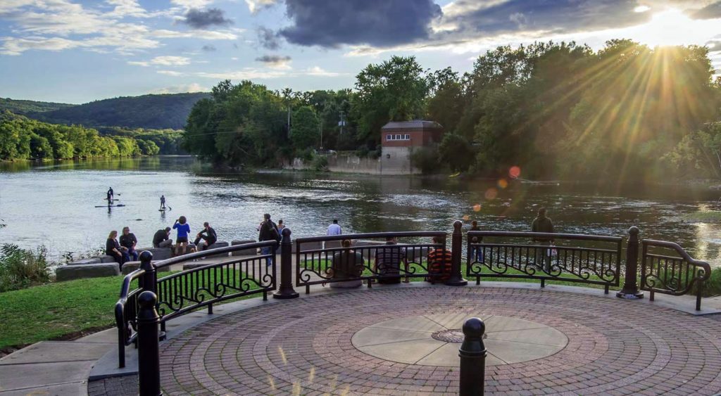 Fine Fall Kayaking and Paddle Boarding in Central New York | Visit ...